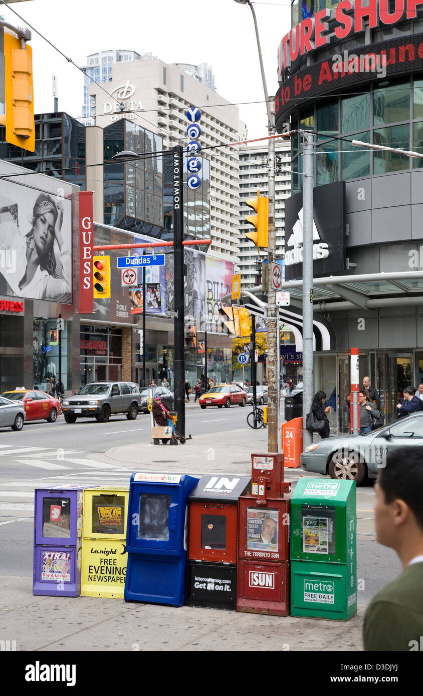 Toronto, Canada, in the Yonge Street scene Stock Photo - Alamy