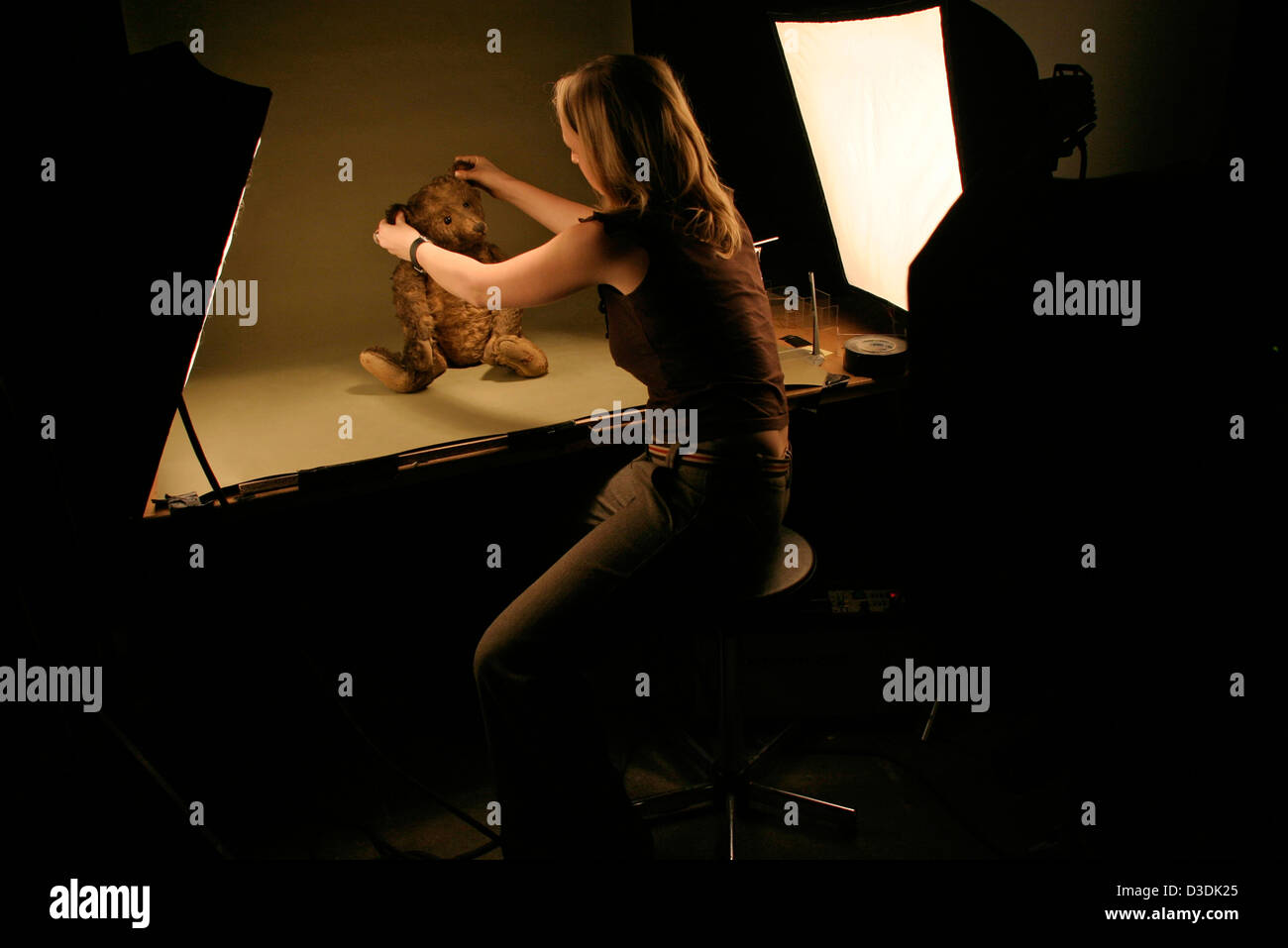 LONDON, ENGLAND - MARCH 2004: Items for sale are photographed by ...