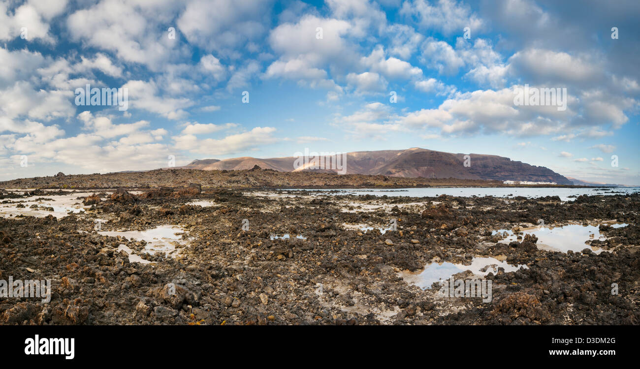 Cliff collapse view hi-res stock photography and images - Alamy