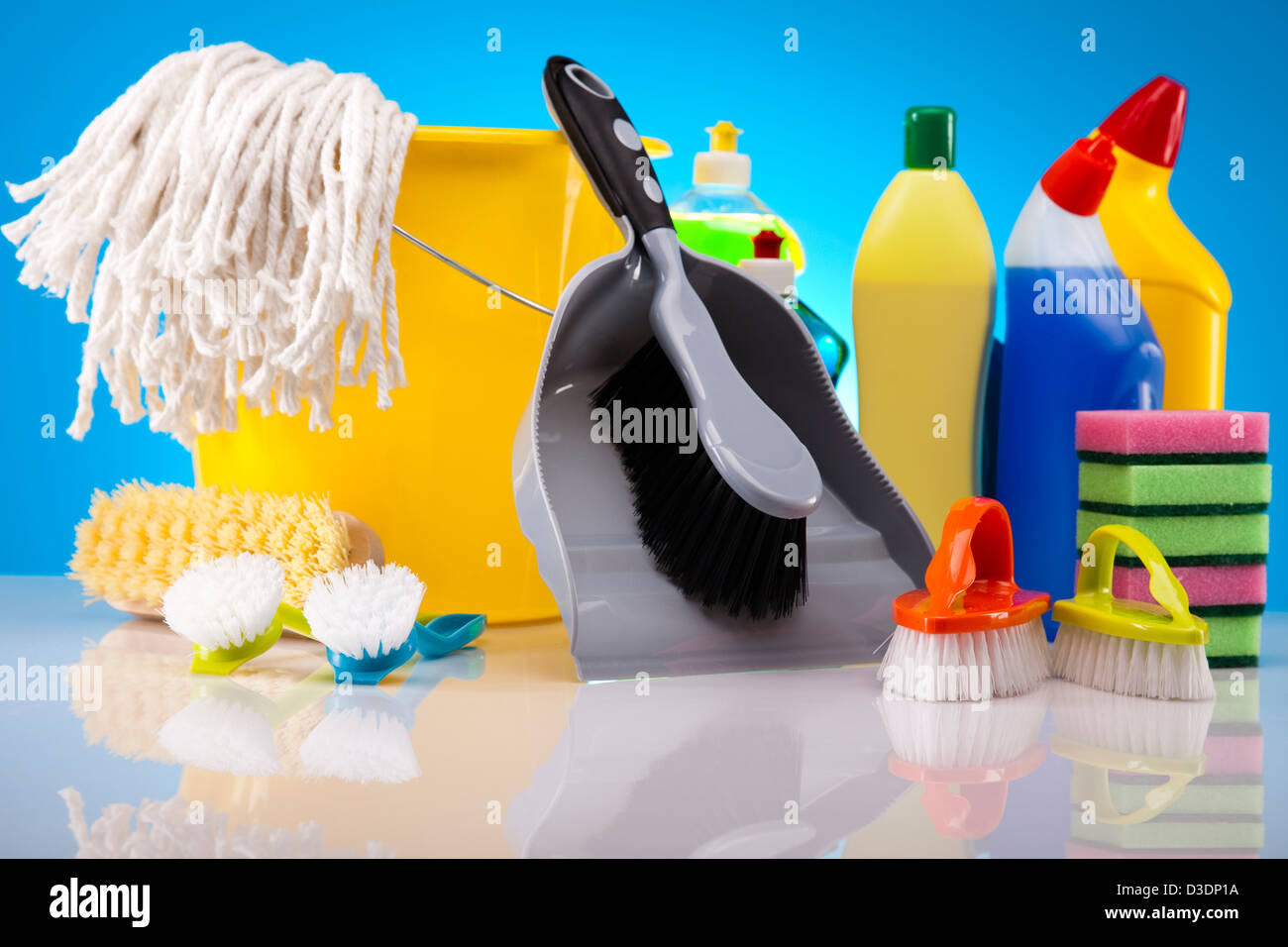 Set of cleaning products Stock Photo - Alamy