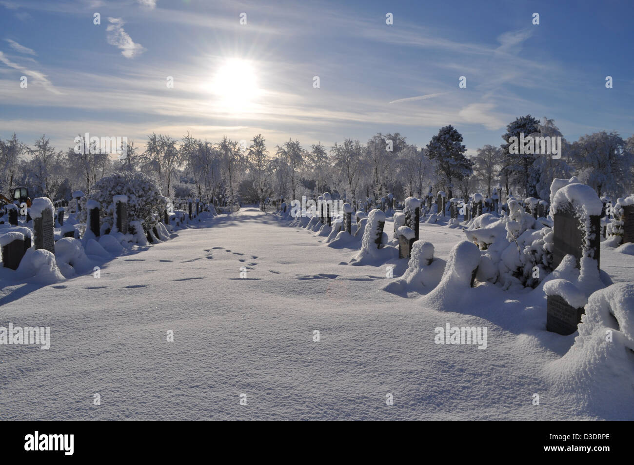 Snow Covered Scottish Graveyard Scene Stock Photo - Alamy