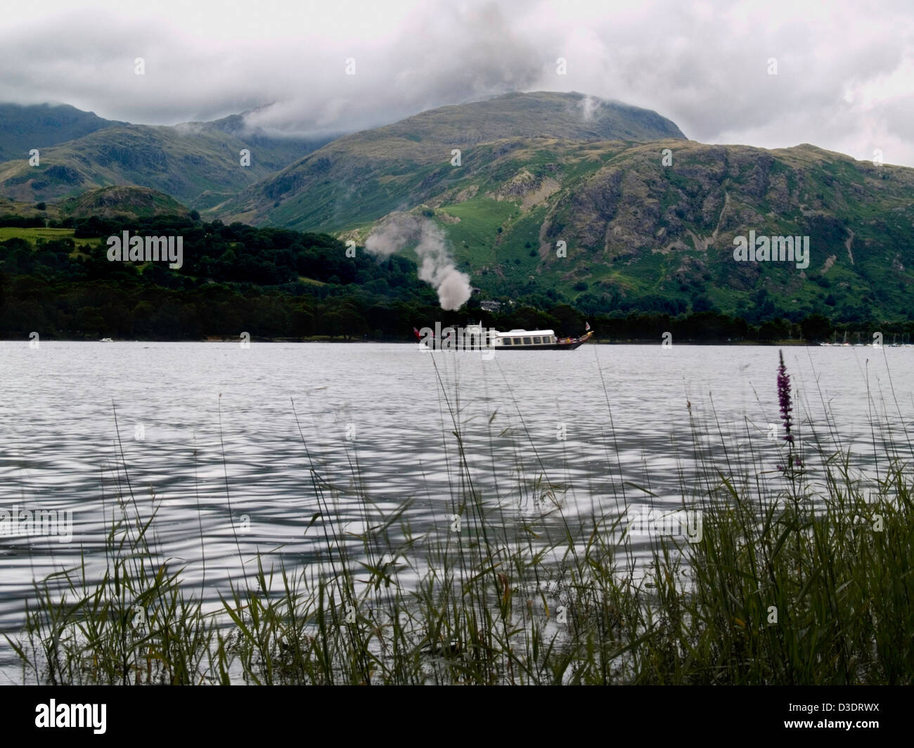 The gondola steam yacht hi-res stock photography and images - Alamy