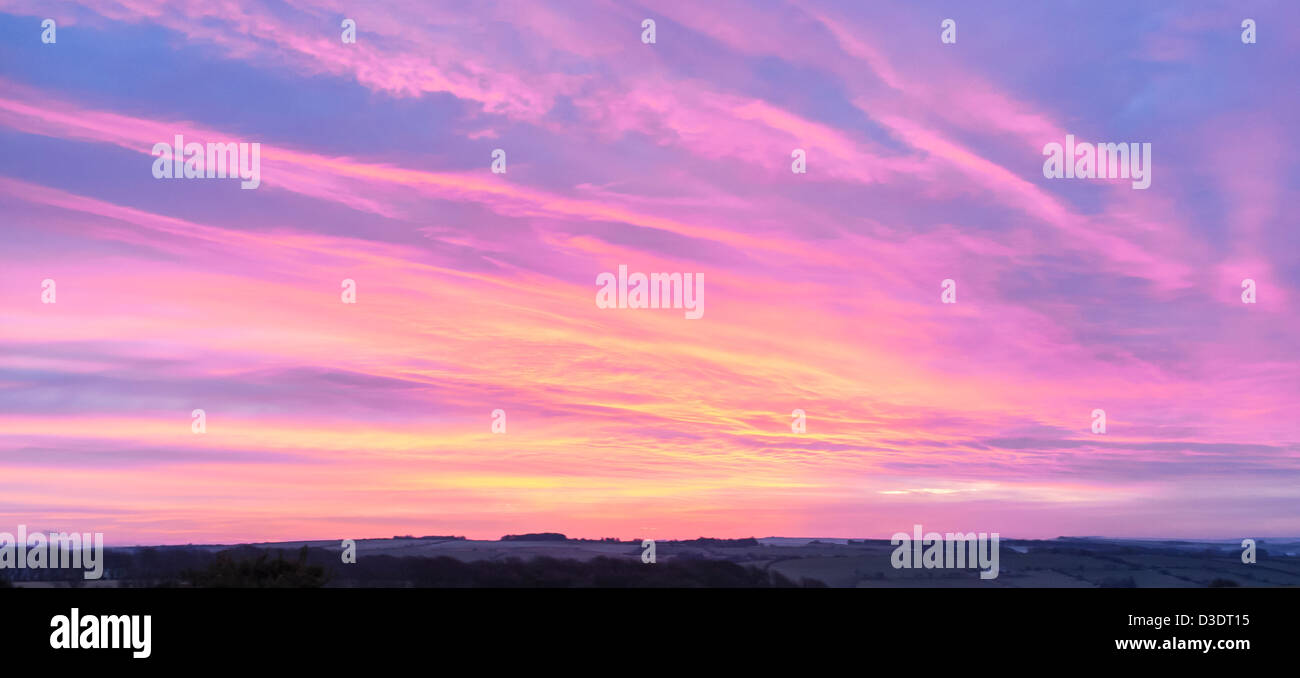 Vivid sunset hi-res stock photography and images - Alamy