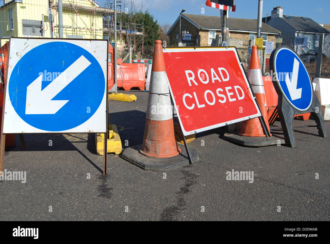 Road direction signs uk hi-res stock photography and images - Alamy