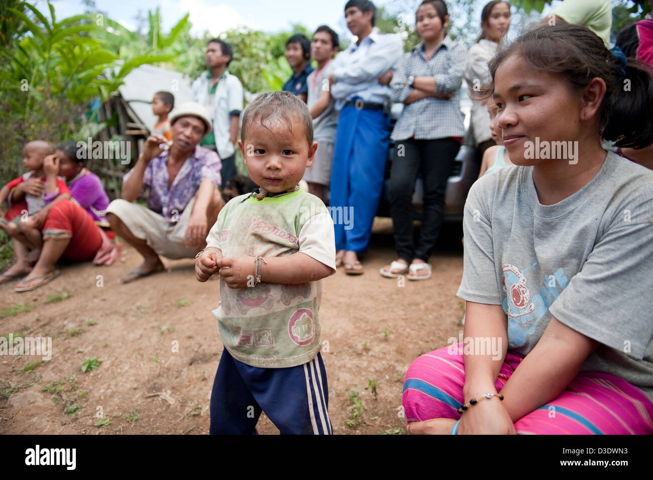 Palaung men hi-res stock photography and images - Alamy