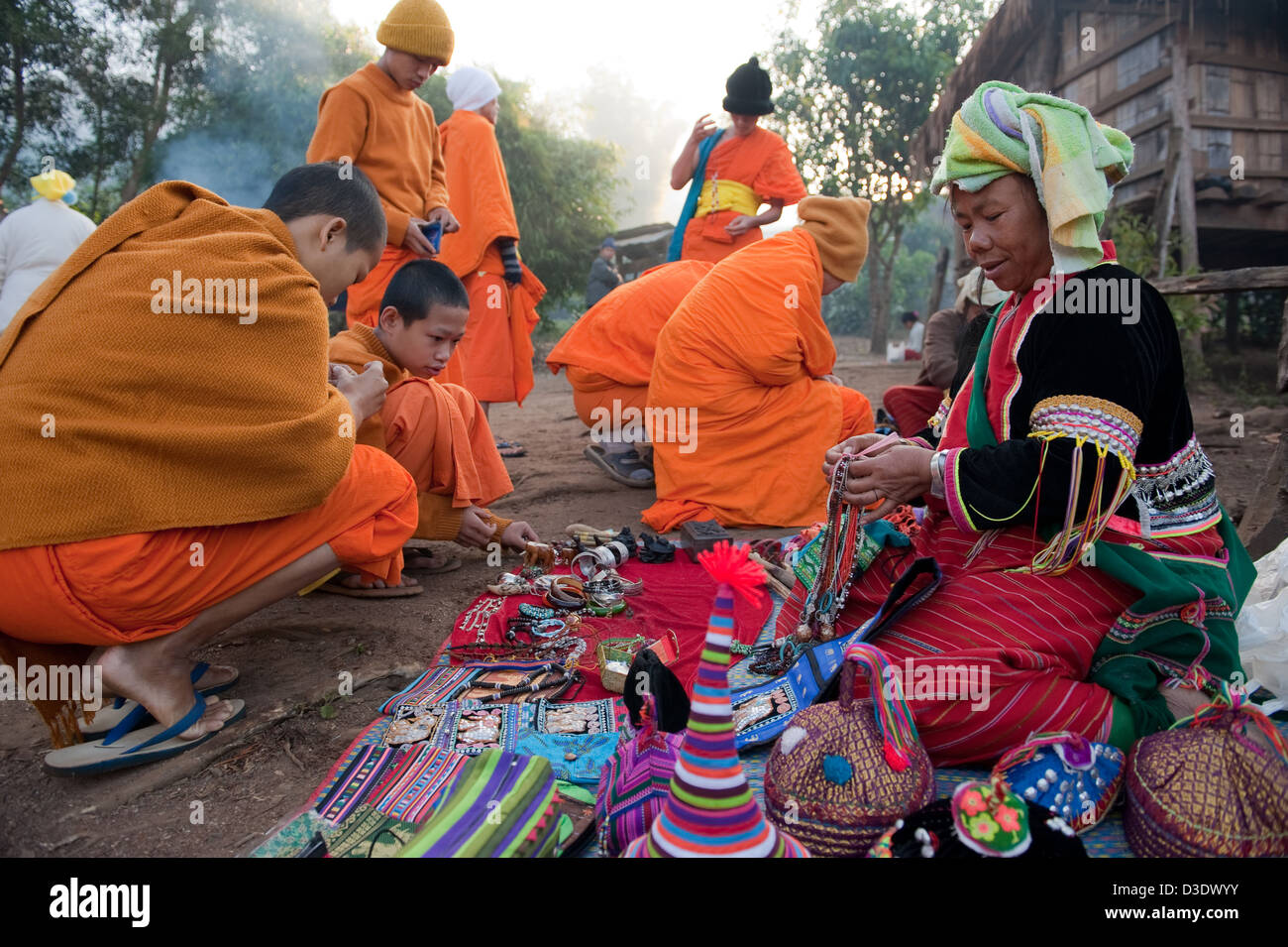 Palaung thailand hi-res stock photography and images - Alamy
