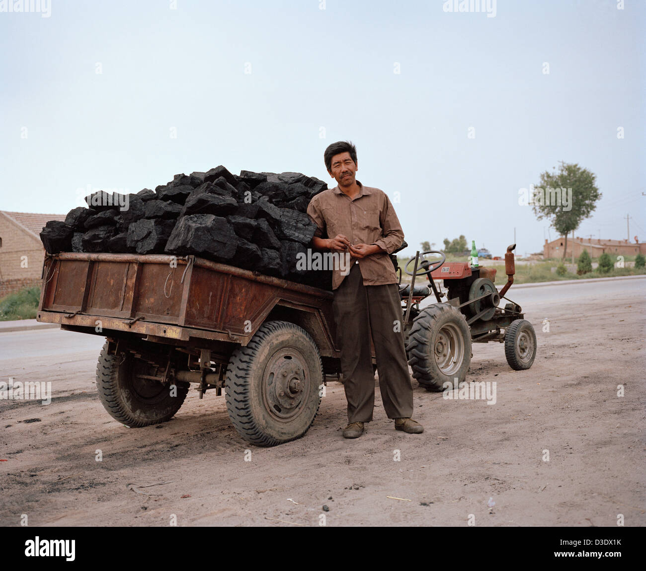 WAN LI, NEAR ORDOS, INNER MONGOLIA, CHINA - AUGUST 2007: Tian Bao Yuan ...