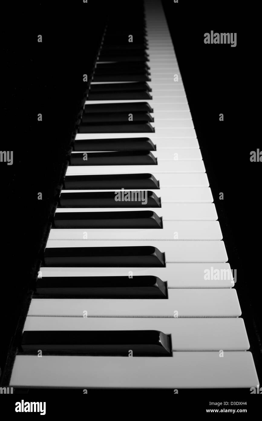 Black and white piano keys Stock Photo - Alamy