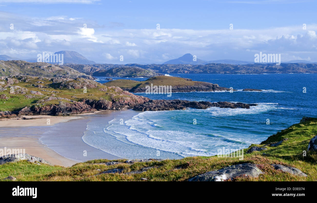 Polin Beach near Kinlochbervie, Sutherland, the mountains Arkle and Ben ...