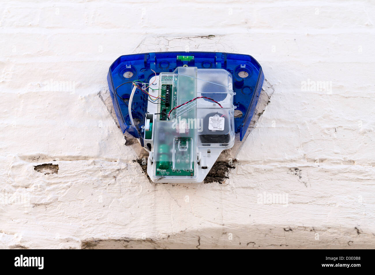 Broken and vandalised security burglar alarm Stock Photo - Alamy