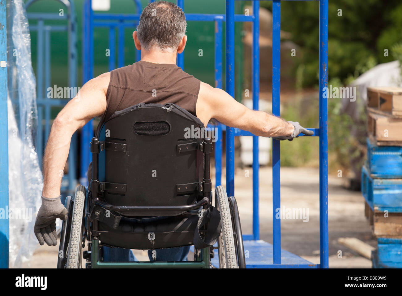 Hand truck hi-res stock photography and images - Alamy
