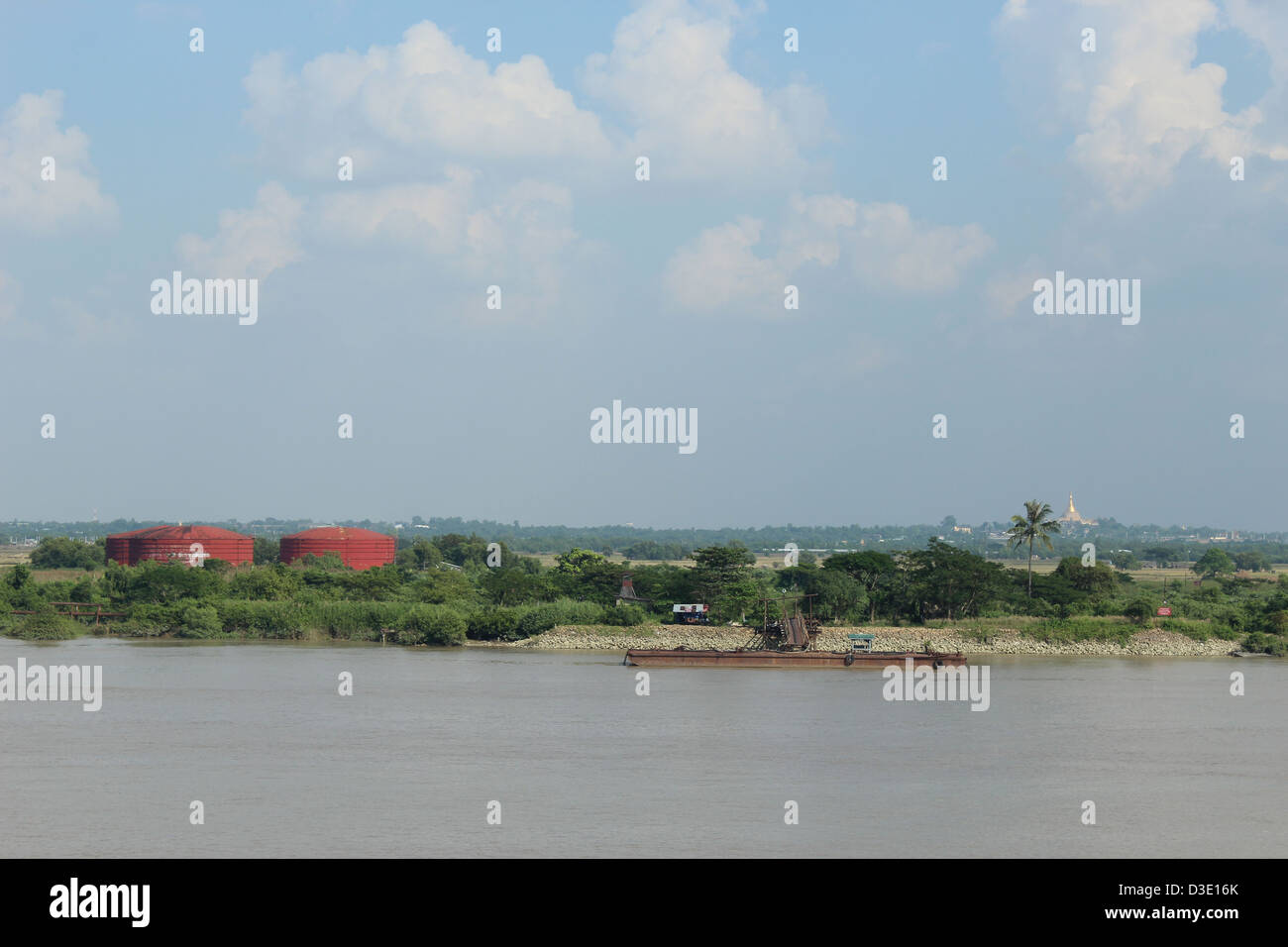 Yangon river hi-res stock photography and images - Alamy