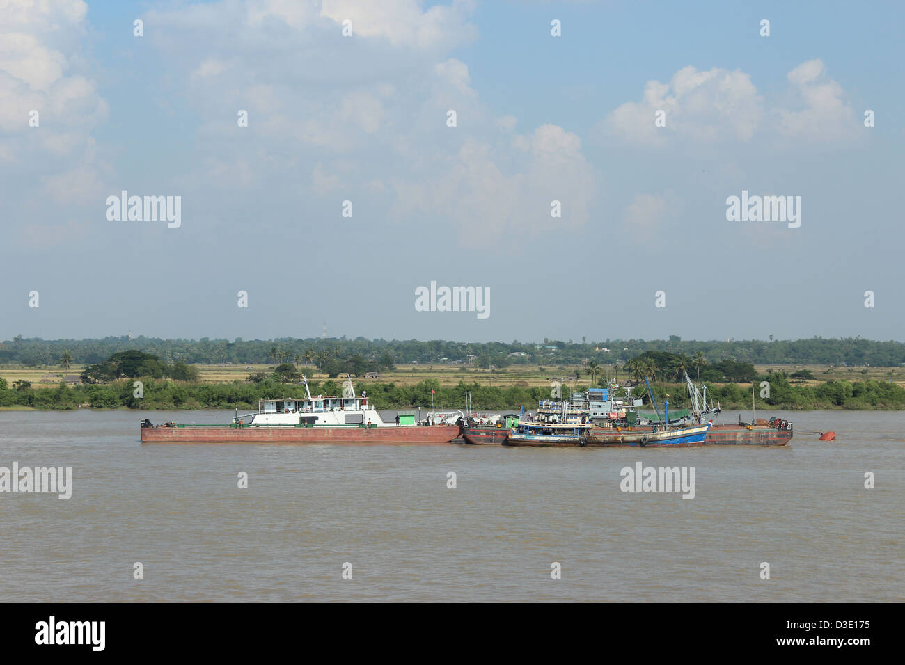 Yangon river hi-res stock photography and images - Alamy