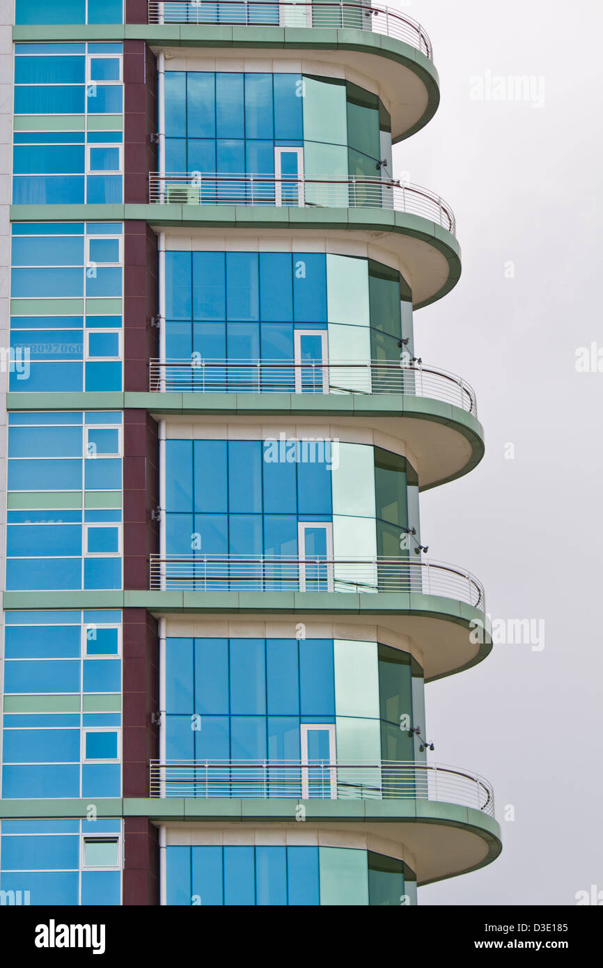 Glass detail view of the wall structure of a modern building Stock ...