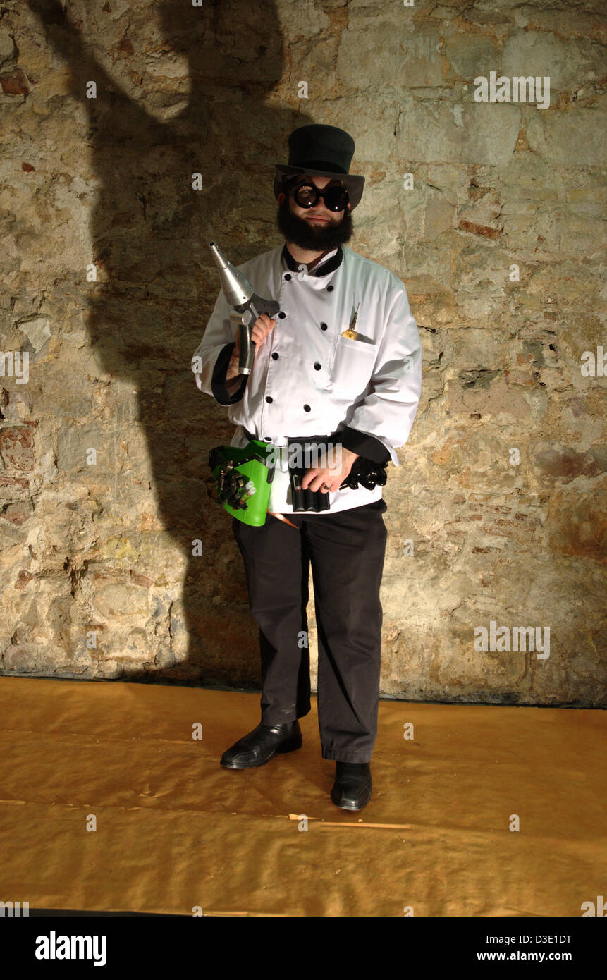 Models posing with ray guns and steampunk or dieselpunk aesthetic ...