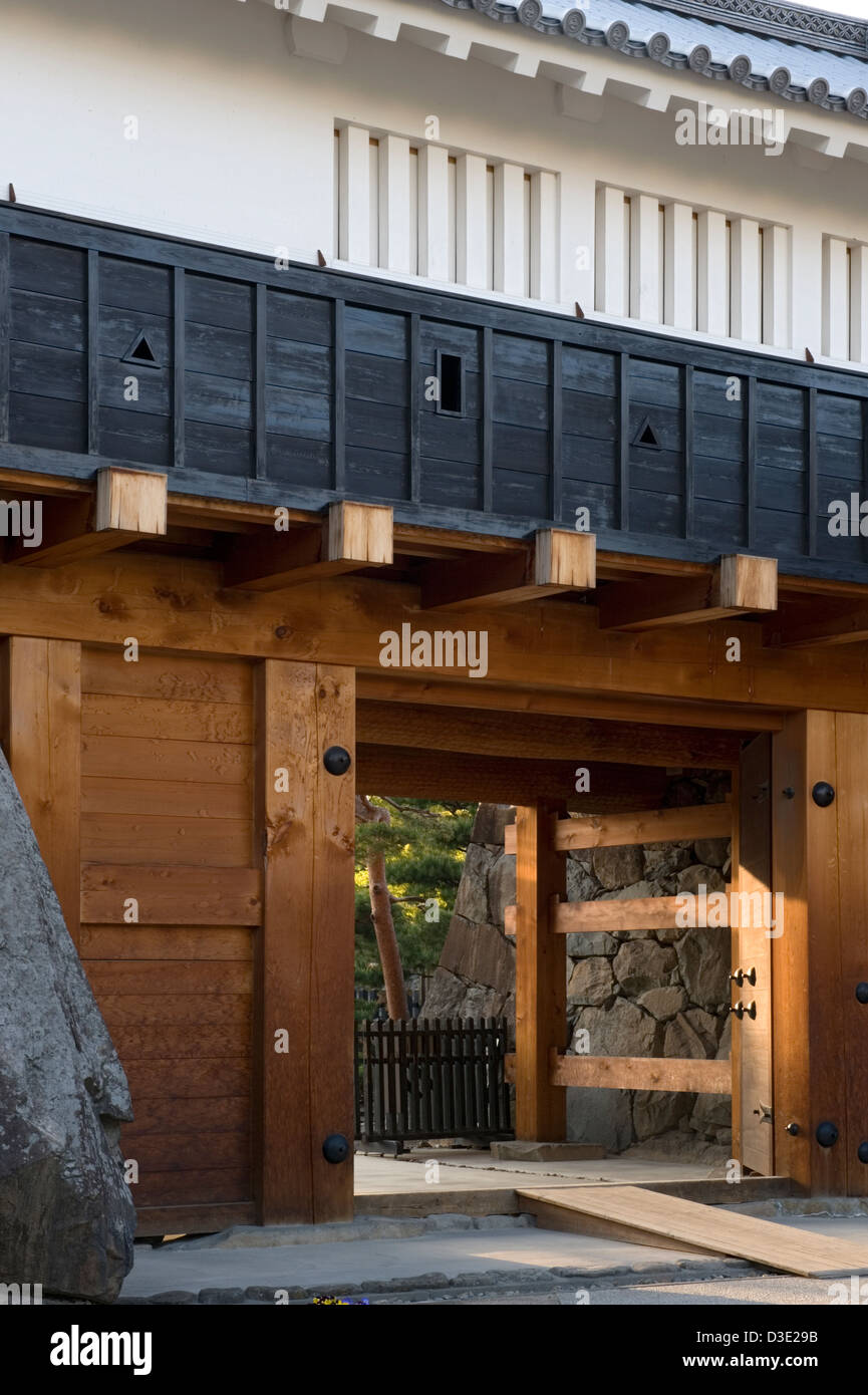 Taikomon, Drum Gate, 16th Century Matsumoto Castle, also Crow Castle ...