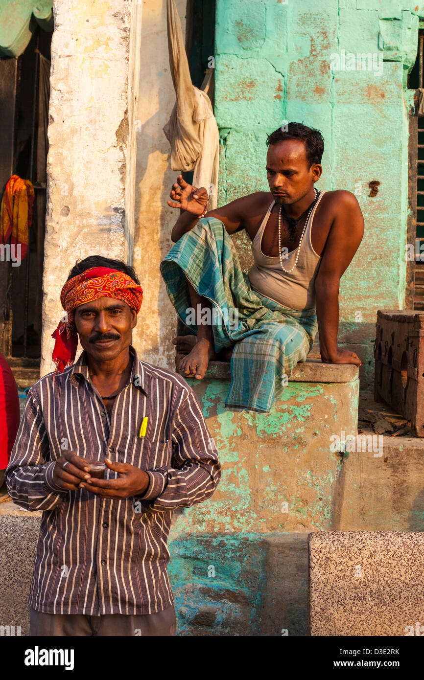 Indian men enjoying their morning chai, Varanasi, India Stock Photo - Alamy