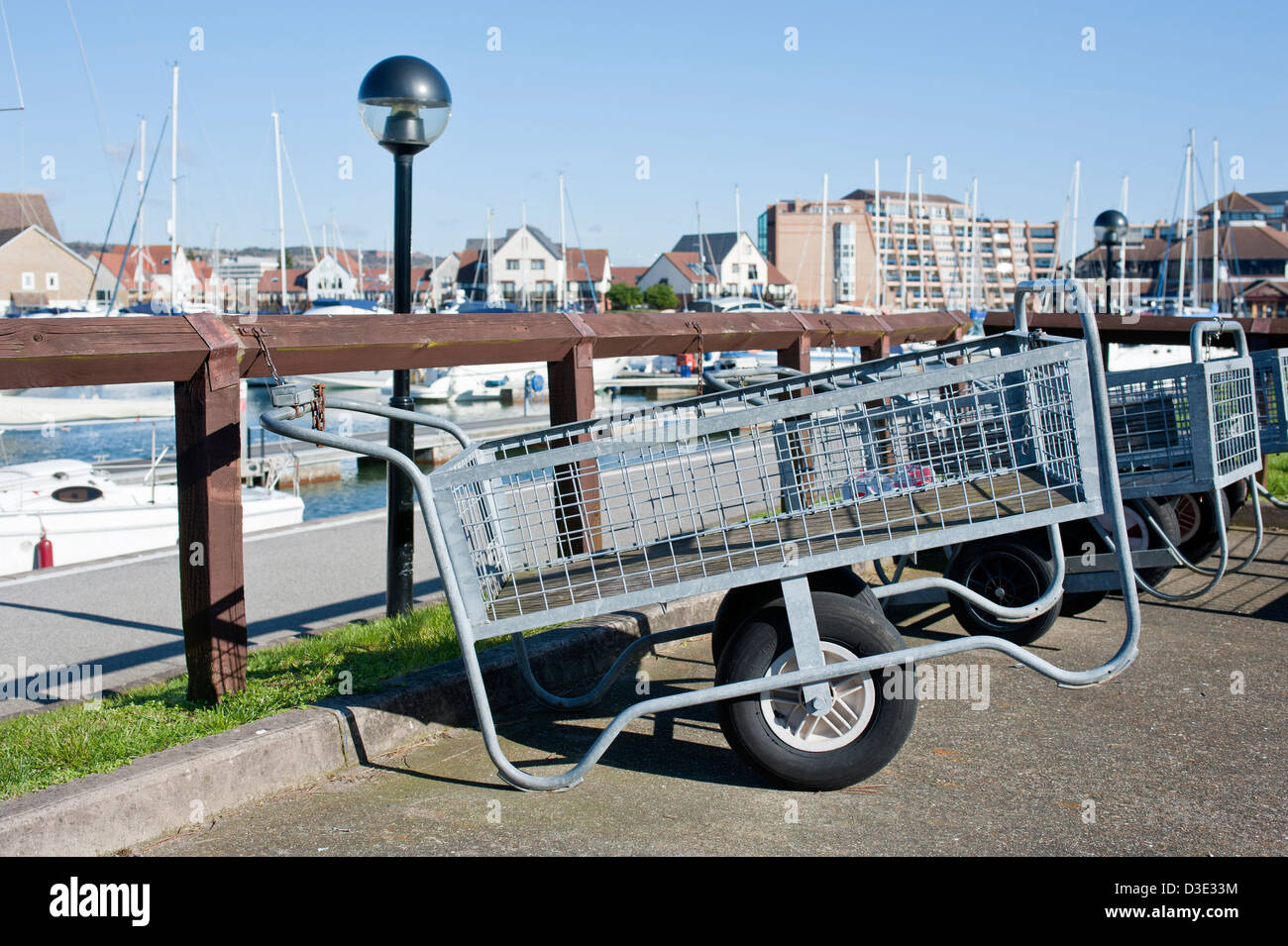 Marina trolley hi-res stock photography and images - Alamy