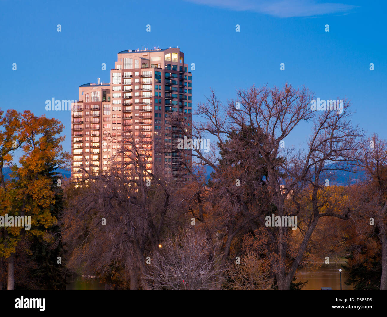 Sunrise over downtown denver hi-res stock photography and images - Alamy