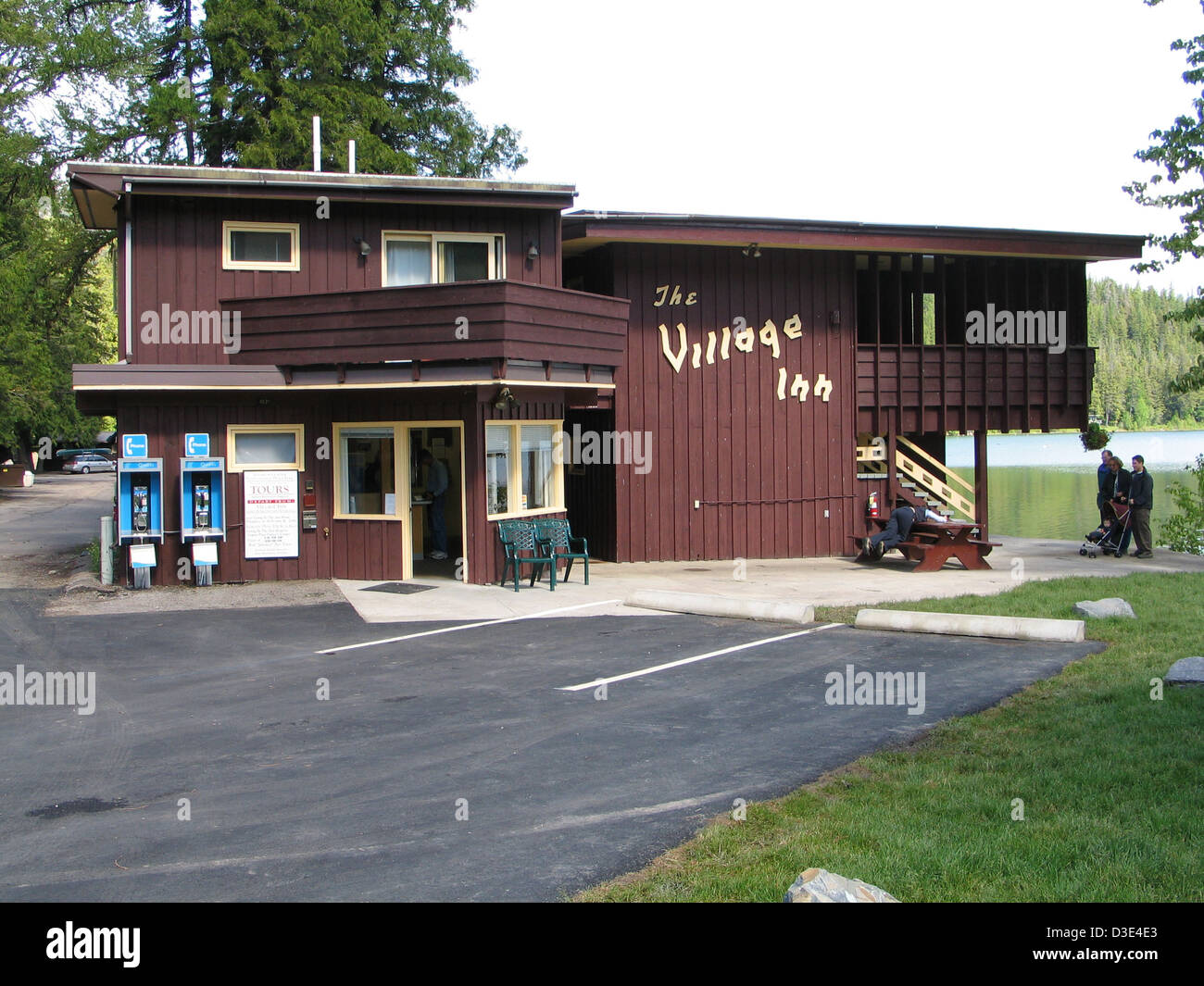 Villageinn hi-res stock photography and images - Alamy