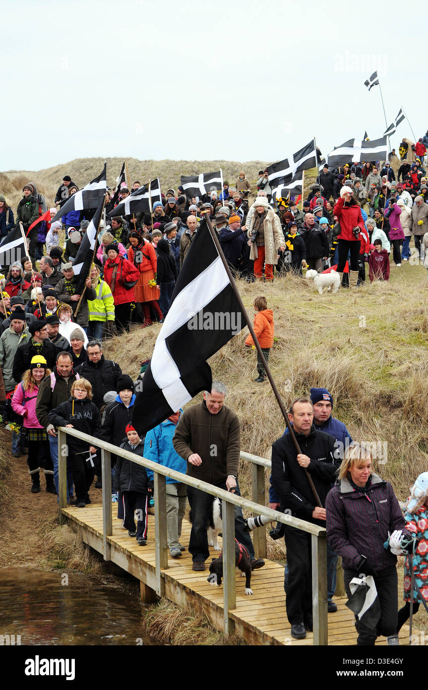 cornish people marching with the flag of st.piran on st.pirans day in ...