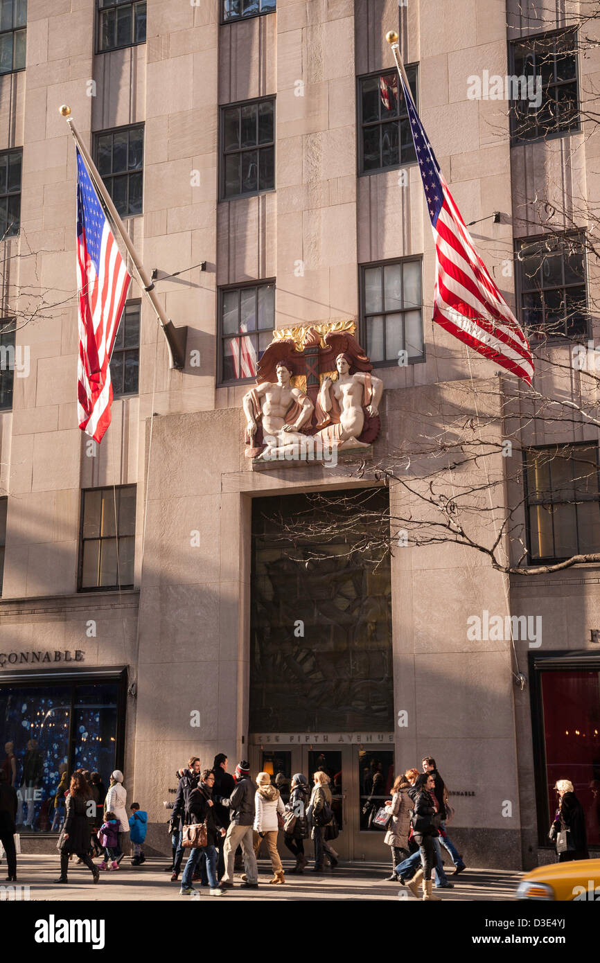 Rockefeller Center International Building, 636 Fifth Avenue, NYC Stock ...