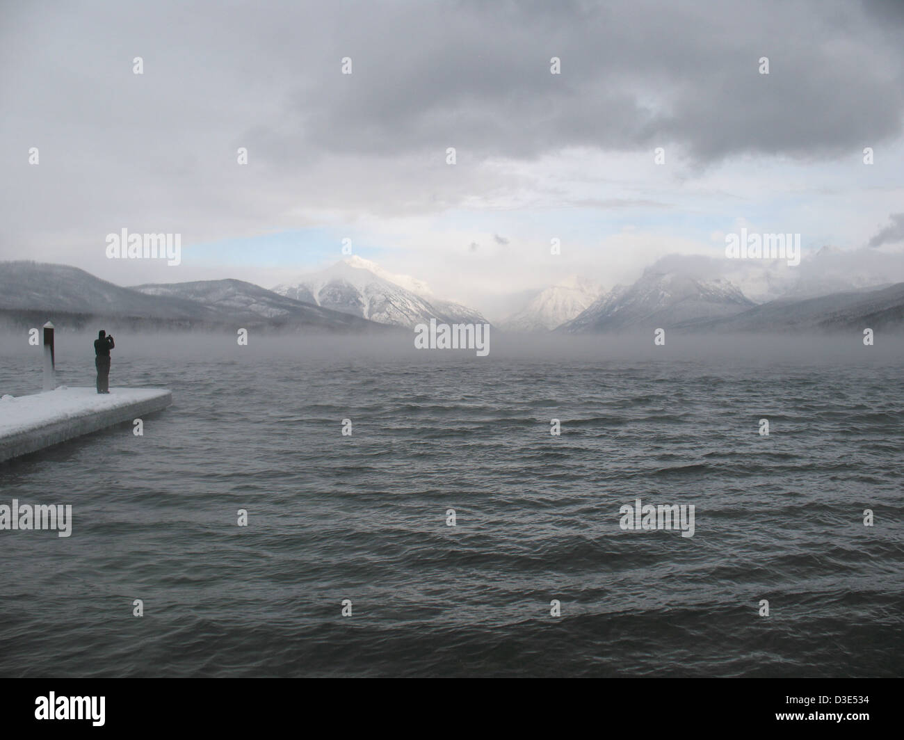 Apgar village lake mcdonald hi-res stock photography and images - Alamy