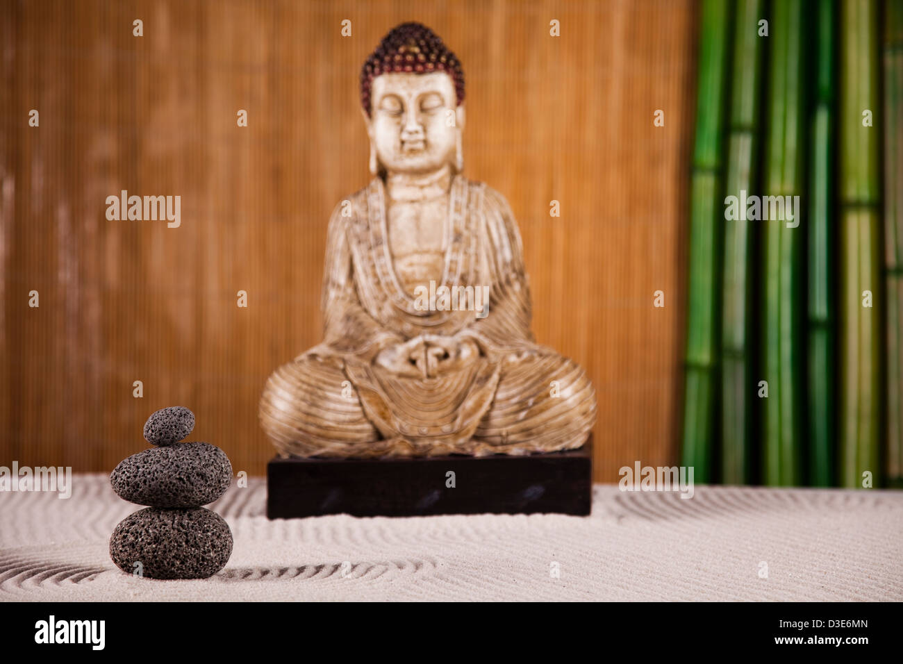 Chinese statue ancient still life hi-res stock photography and images ...