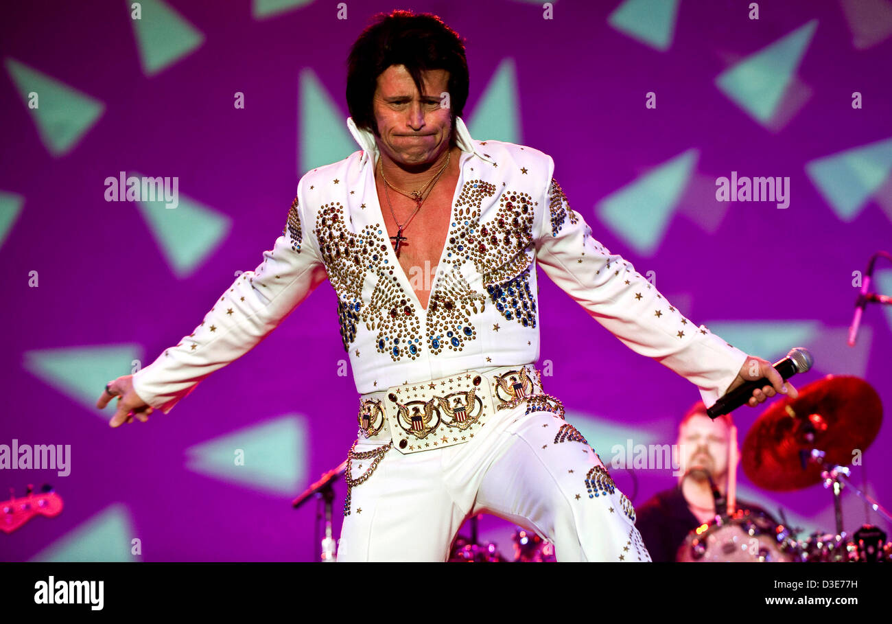 Feb.16, 2013 - Tampa, FL, US - Elvis tribute artist Billy Lindsey ...