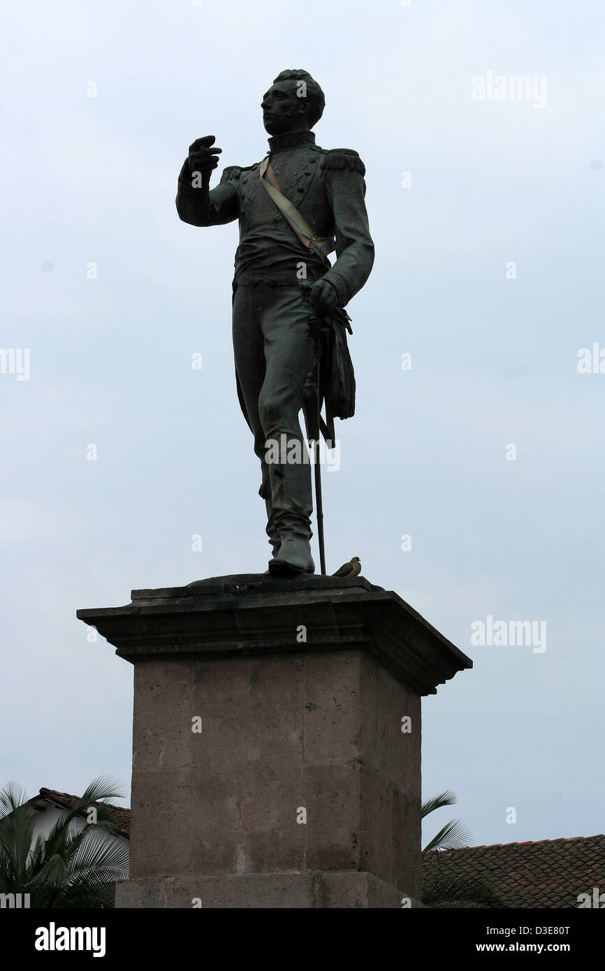 Sculpture in quito hi-res stock photography and images - Alamy