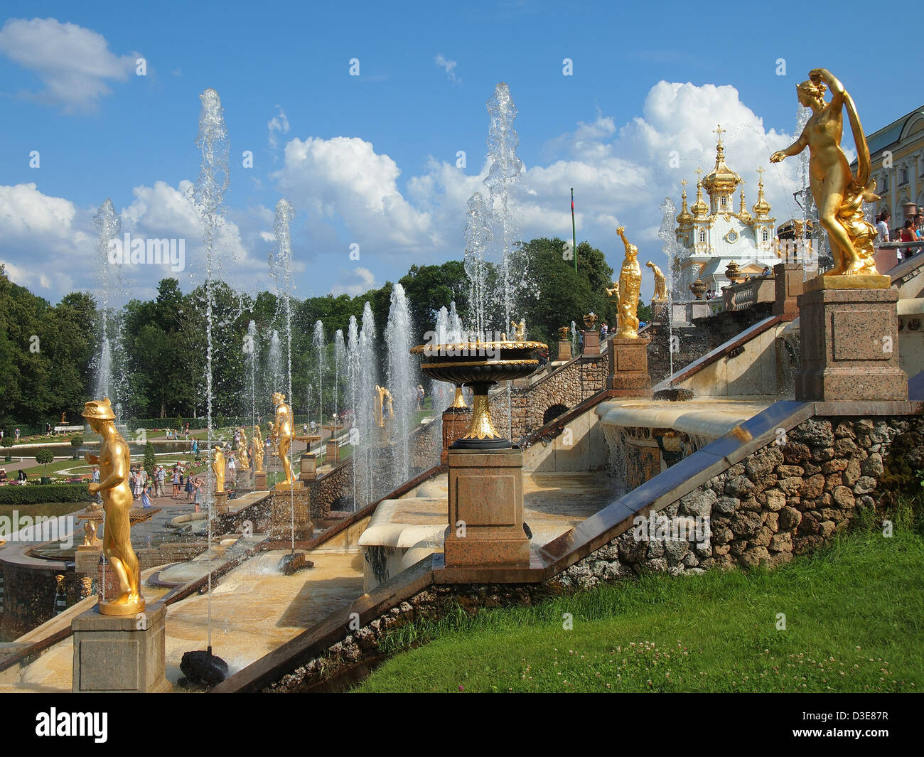 The Fountains of Peterhof Palace at Peterhof, St. Petersburg, Russia ...