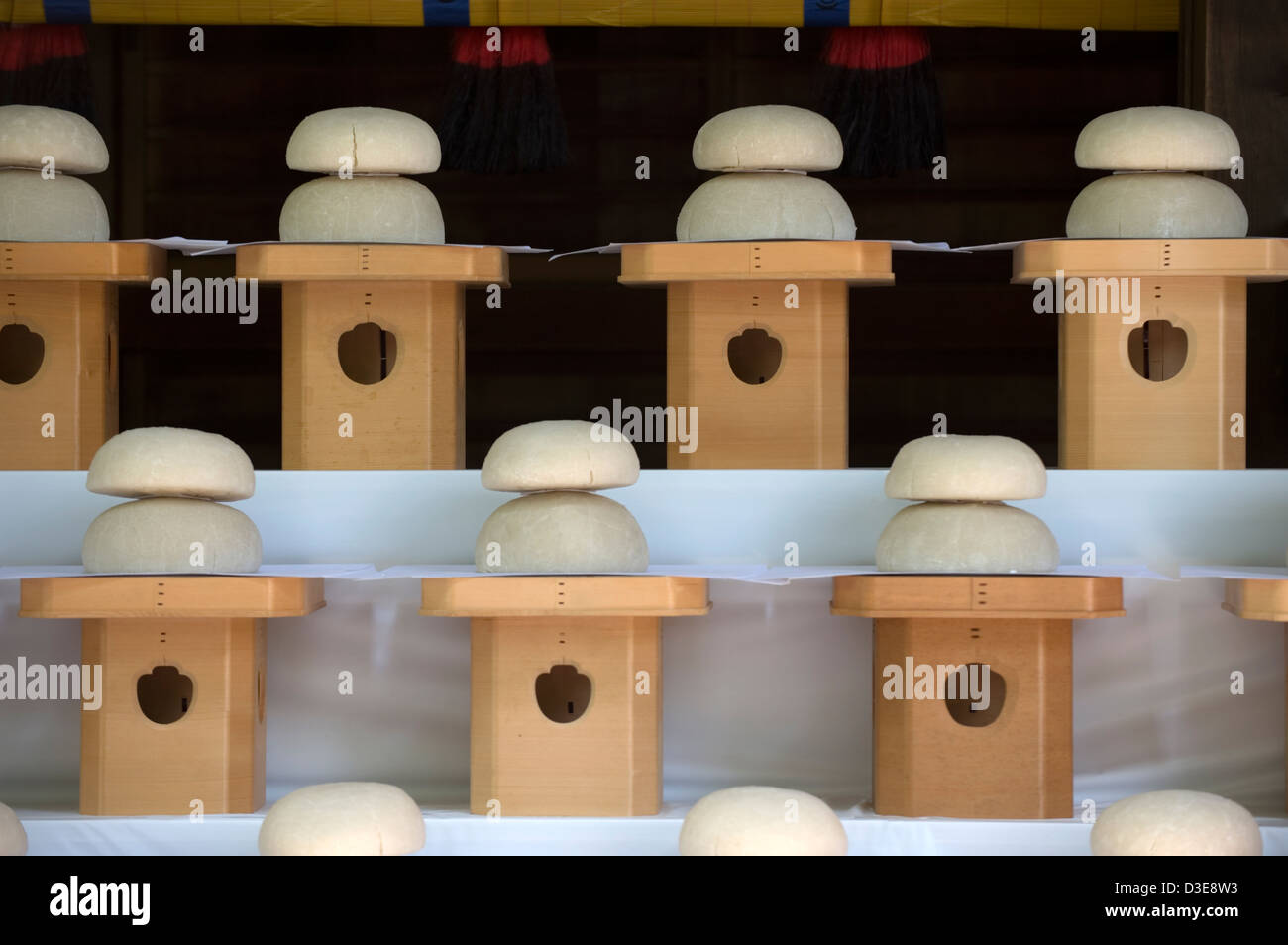 Offerings of stacked mochi rice cakes is called kagamimochi, or mirror ...