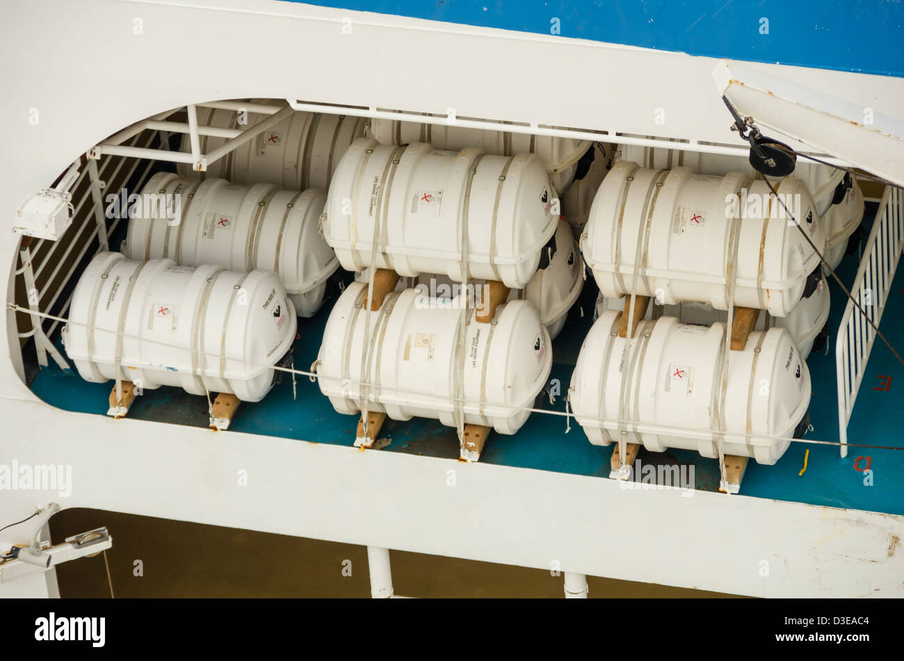 Life raft container boat hi-res stock photography and images - Alamy