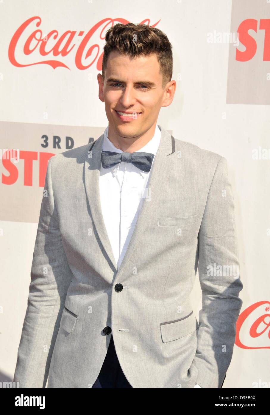 Los Angeles, CA, USA. February 17, 2013. Mike Tompkins at arrivals for ...