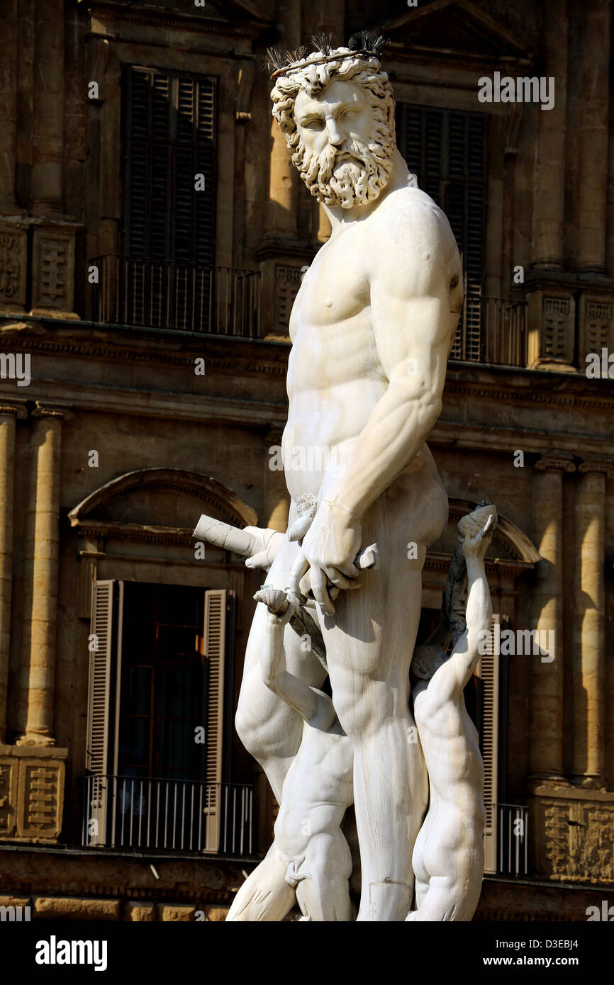 Statue of Neptune - Fontana di Nettuno, in Piazza della Signoria ...