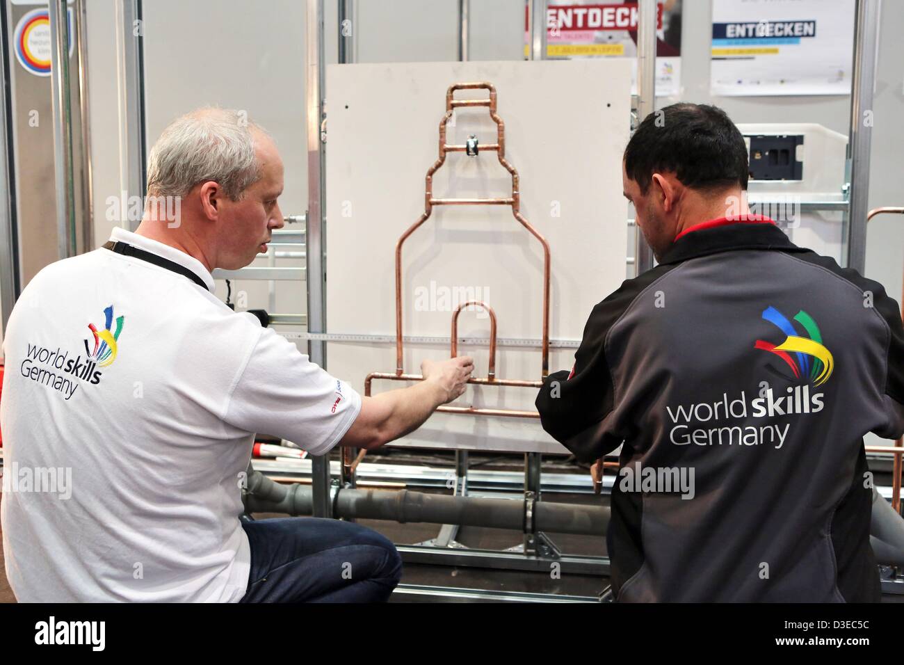 Referee Ralf Muschter (L) and Andre Schnabel judge a bathroom ...