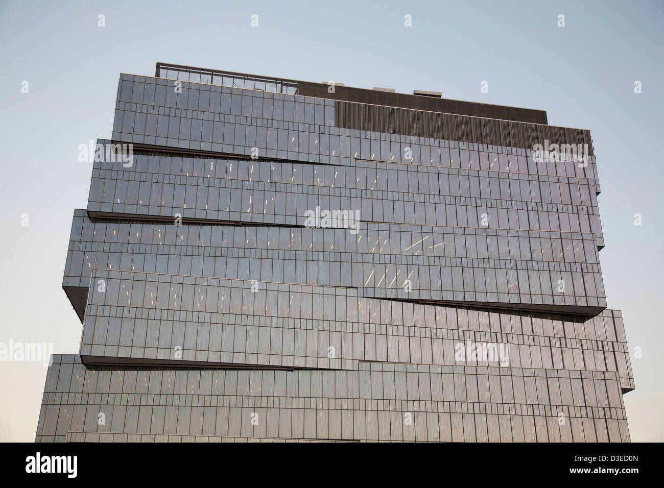 Channel 9 Building purpose-built, special frit pattern, high-tech ...