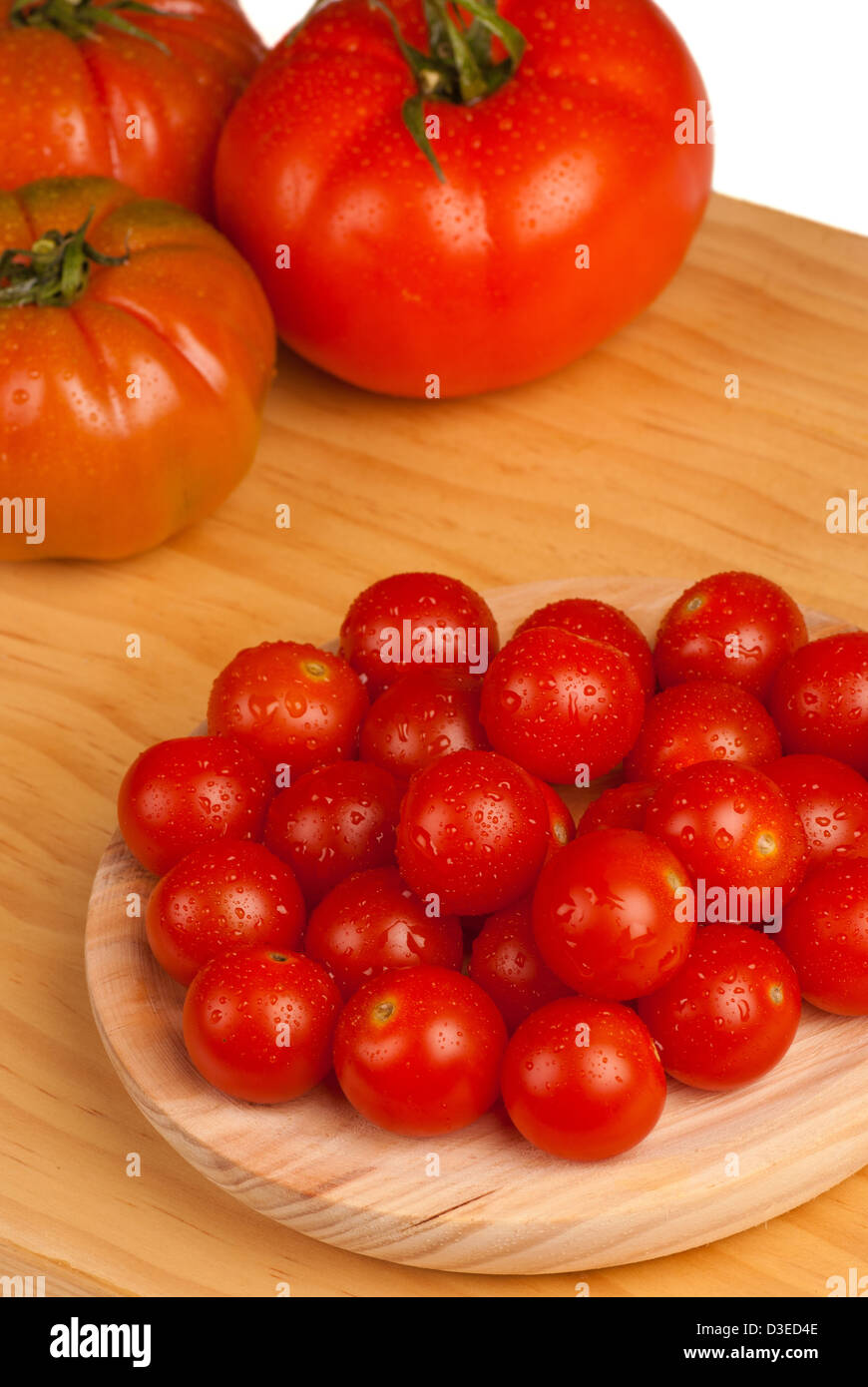 Different size tomatoes hi-res stock photography and images - Alamy