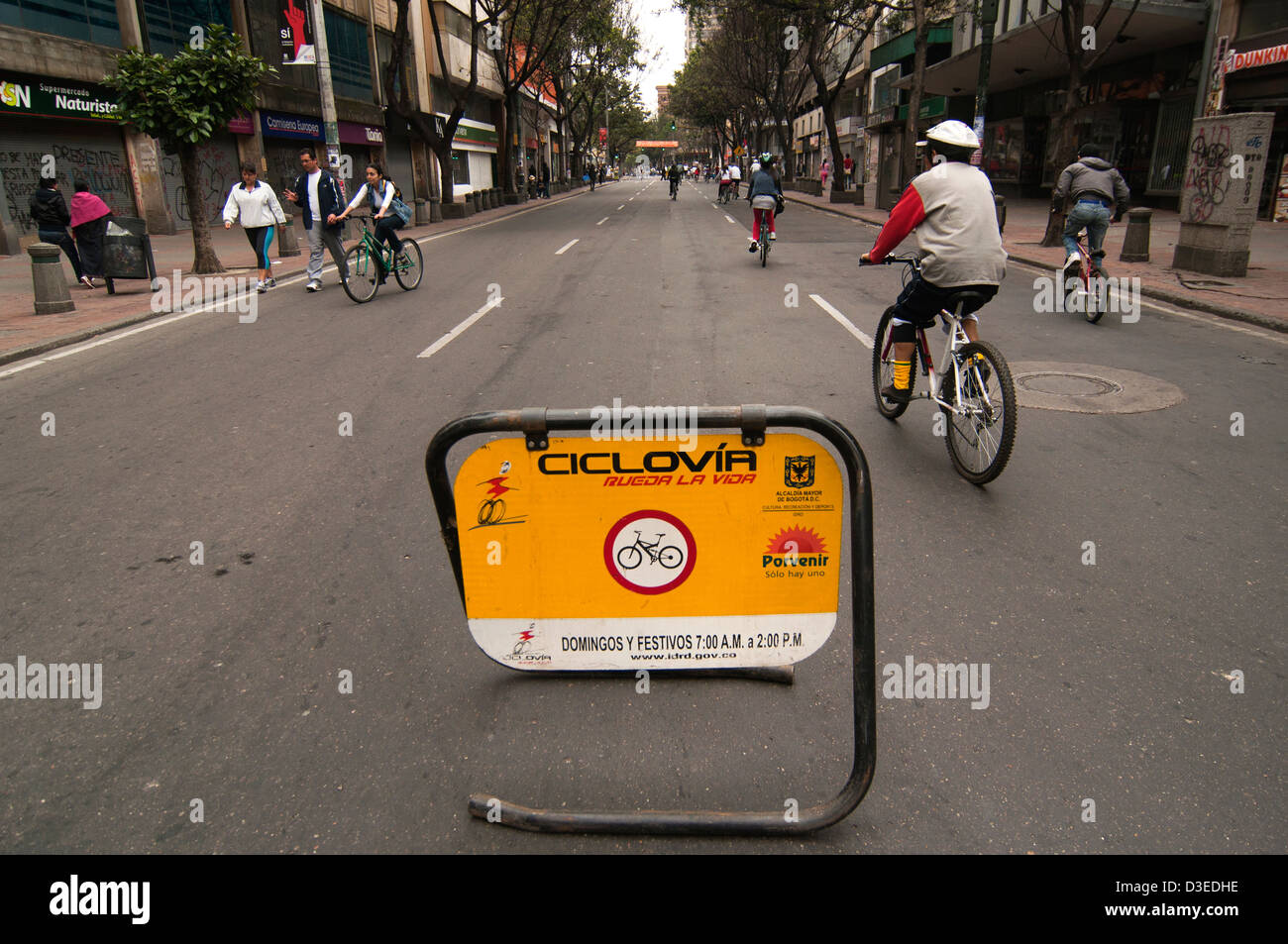 Ciclovia hi-res stock photography and images - Alamy