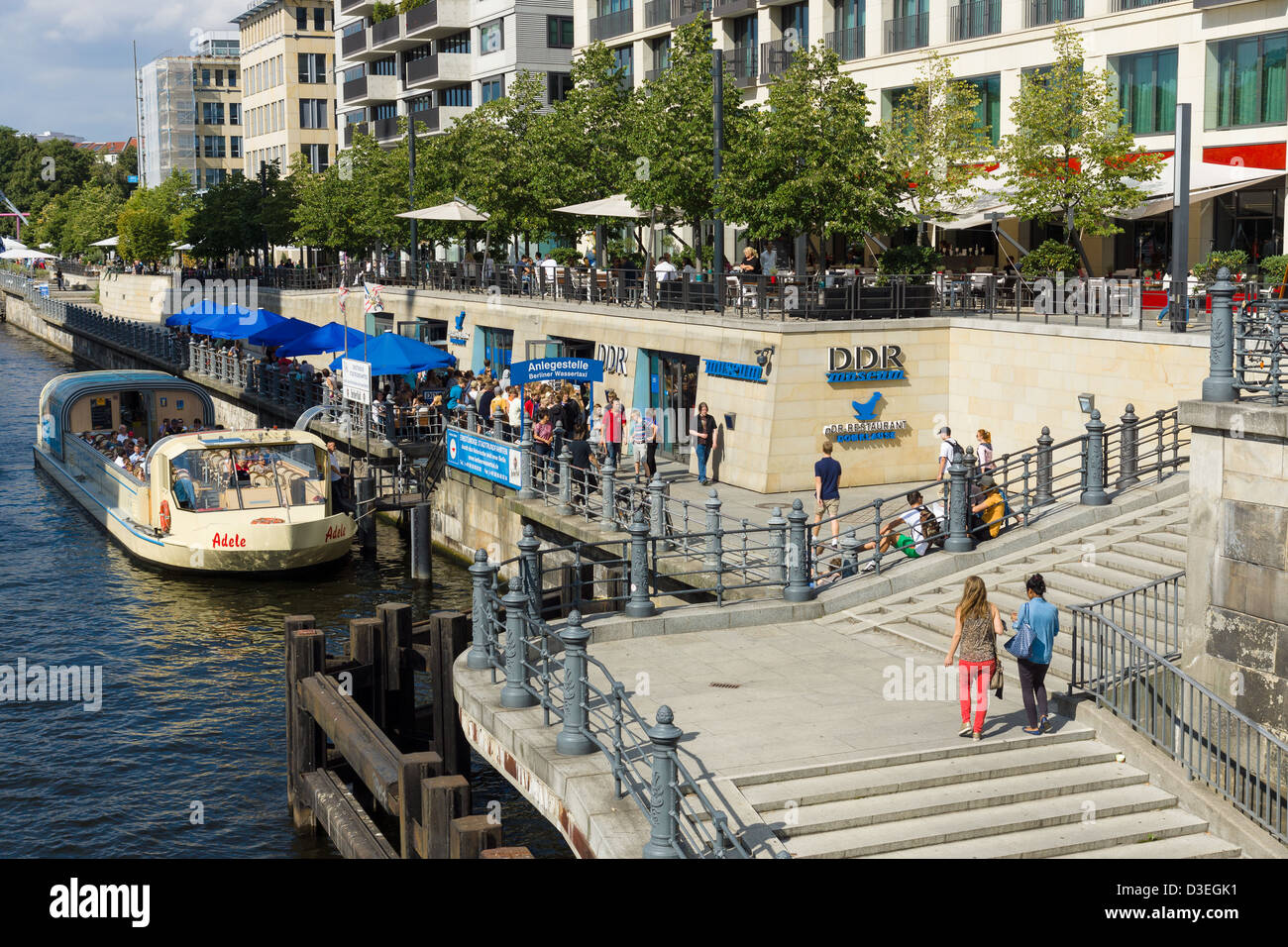 River dock near the museum of the GDR. Berlin Stock Photo - Alamy