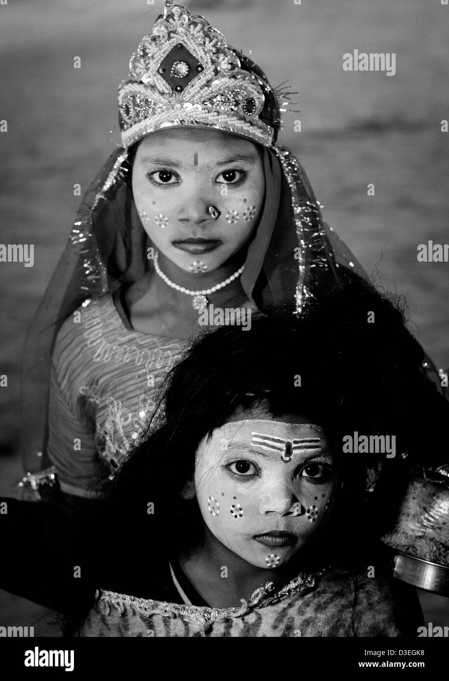 Girls of india Black and White Stock Photos & Images - Alamy