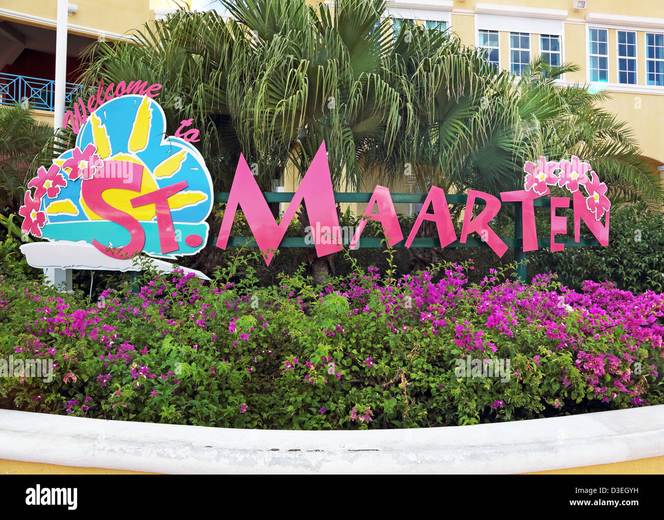 St maarten port sign hi-res stock photography and images - Alamy