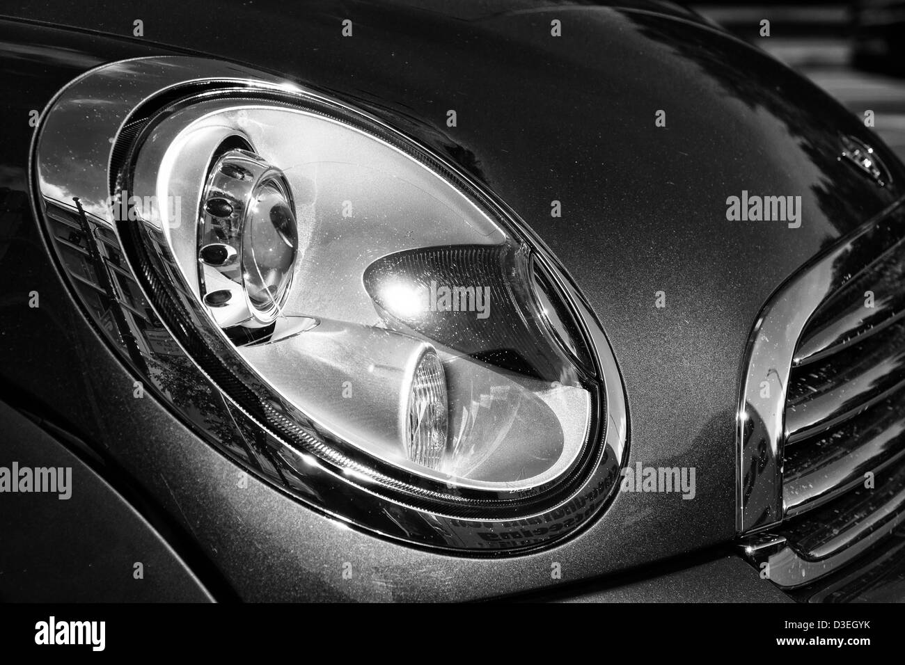 Headlamp Rover Mini Cooper Stock Photo - Alamy