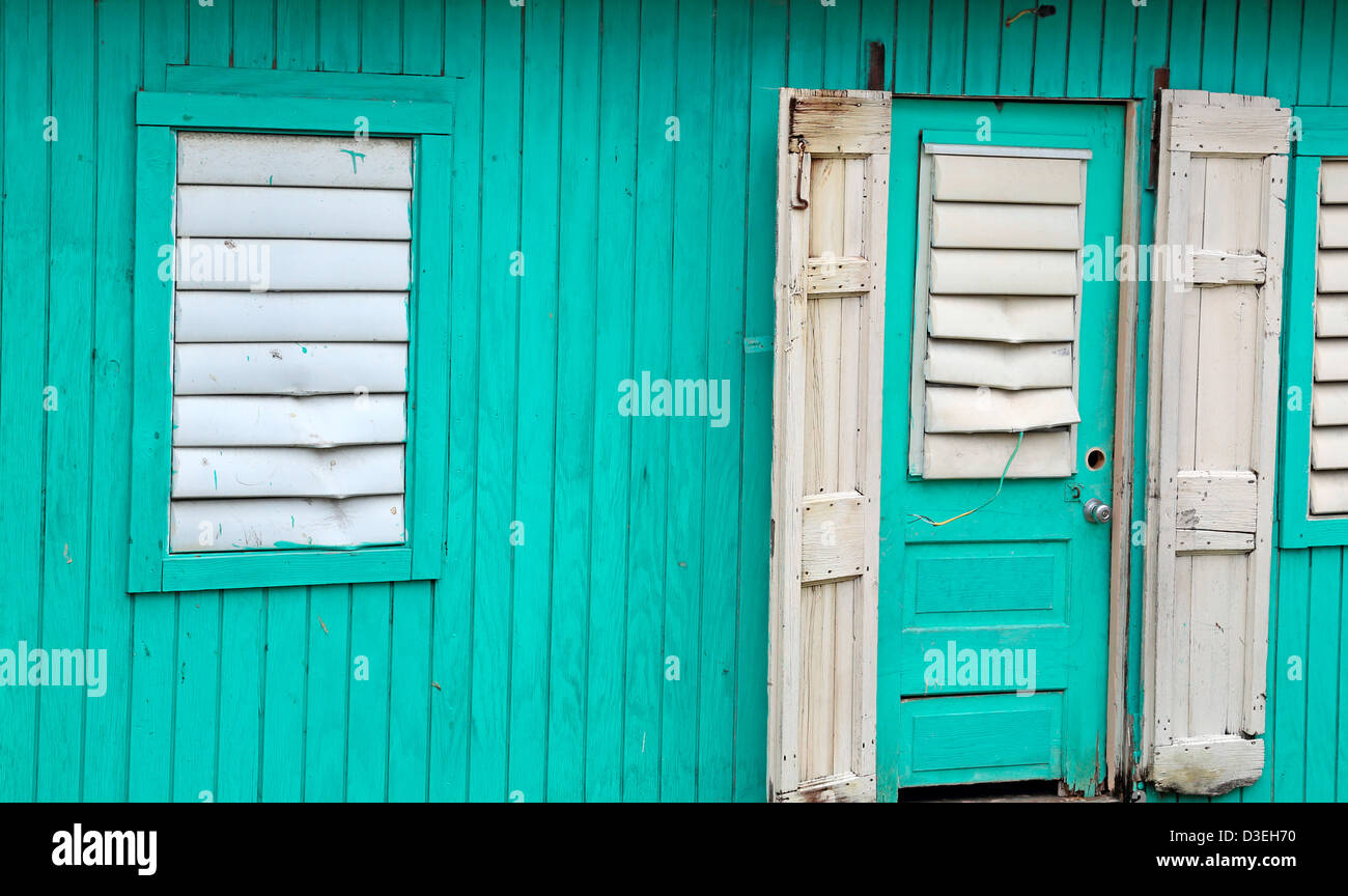 TRADITIONAL WOODEN CARIBBEAN HOUSE Stock Photo - Alamy
