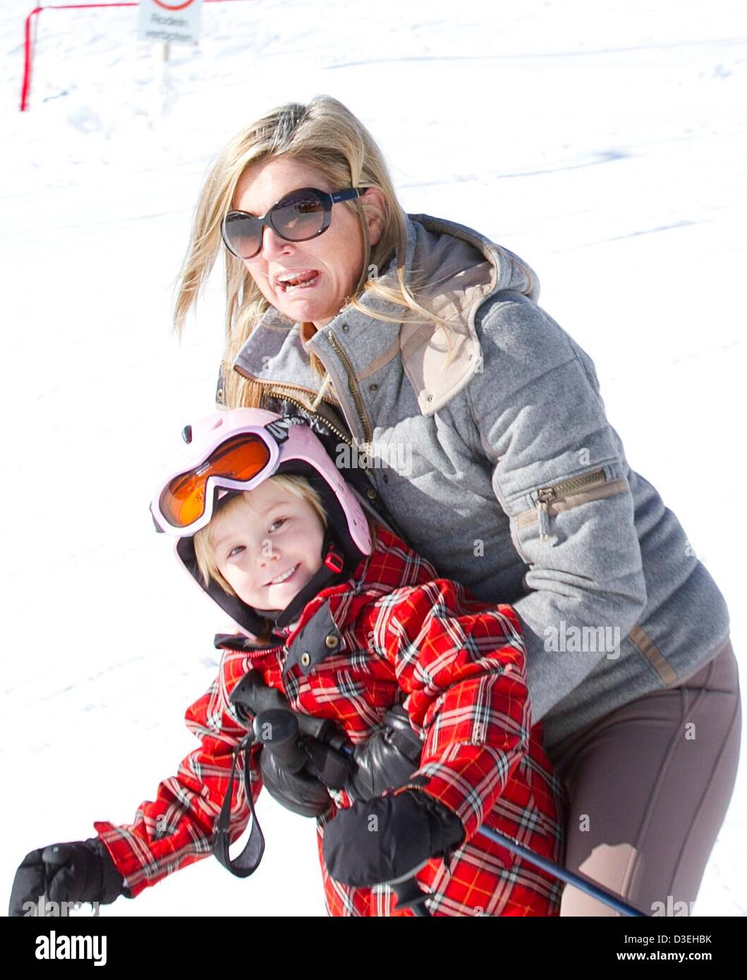 Princess Maxima and Princess Ariane of The Netherlands during the photo ...