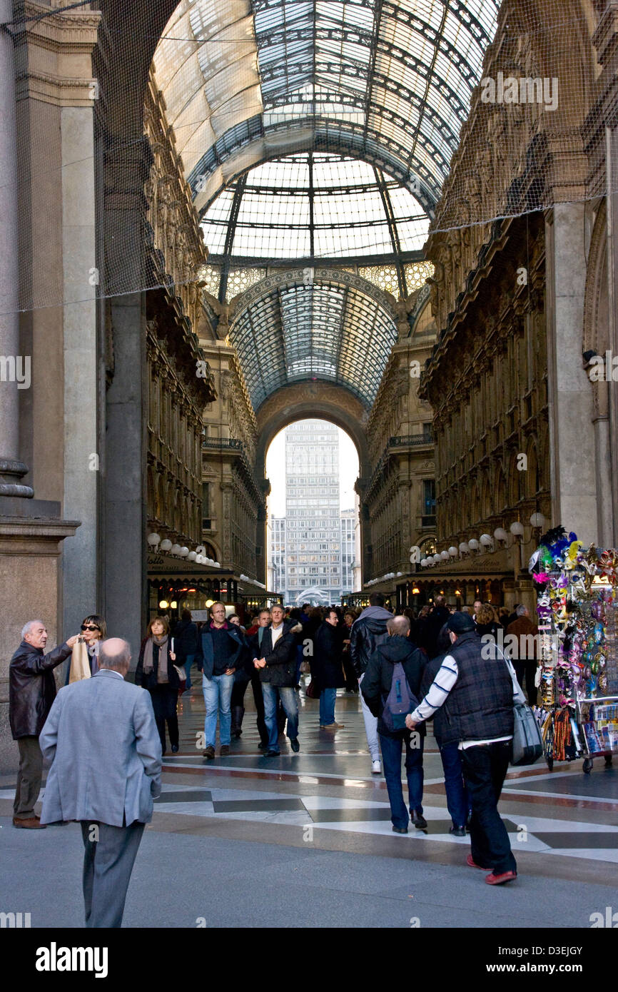 Entrance to Galleria Vittorio Emanuele II shopping arcade center mall ...