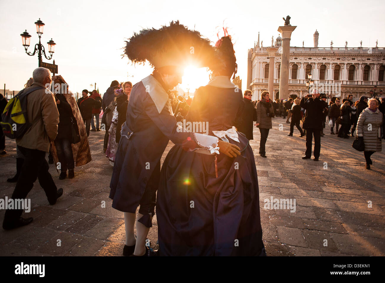 Venice carnival sun costume hi-res stock photography and images - Alamy
