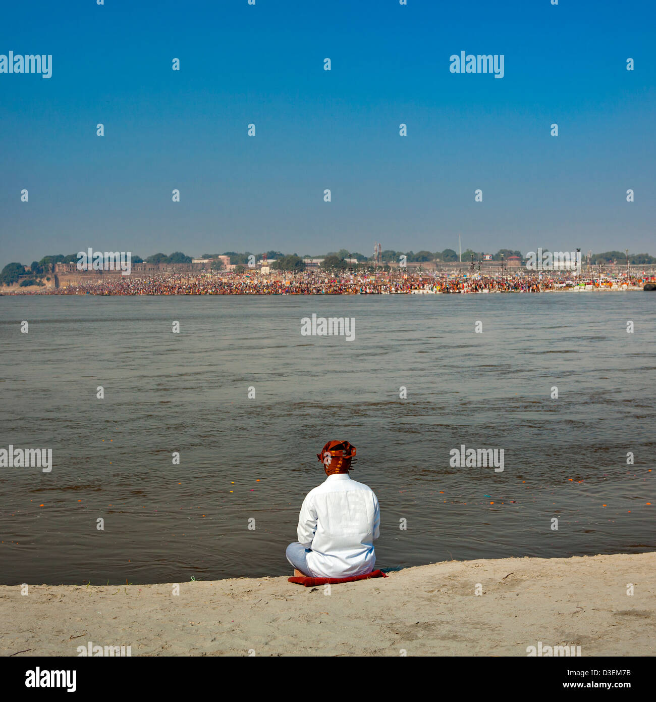Pilgrim At Maha Kumbh Mela, Allahabad, India Stock Photo - Alamy