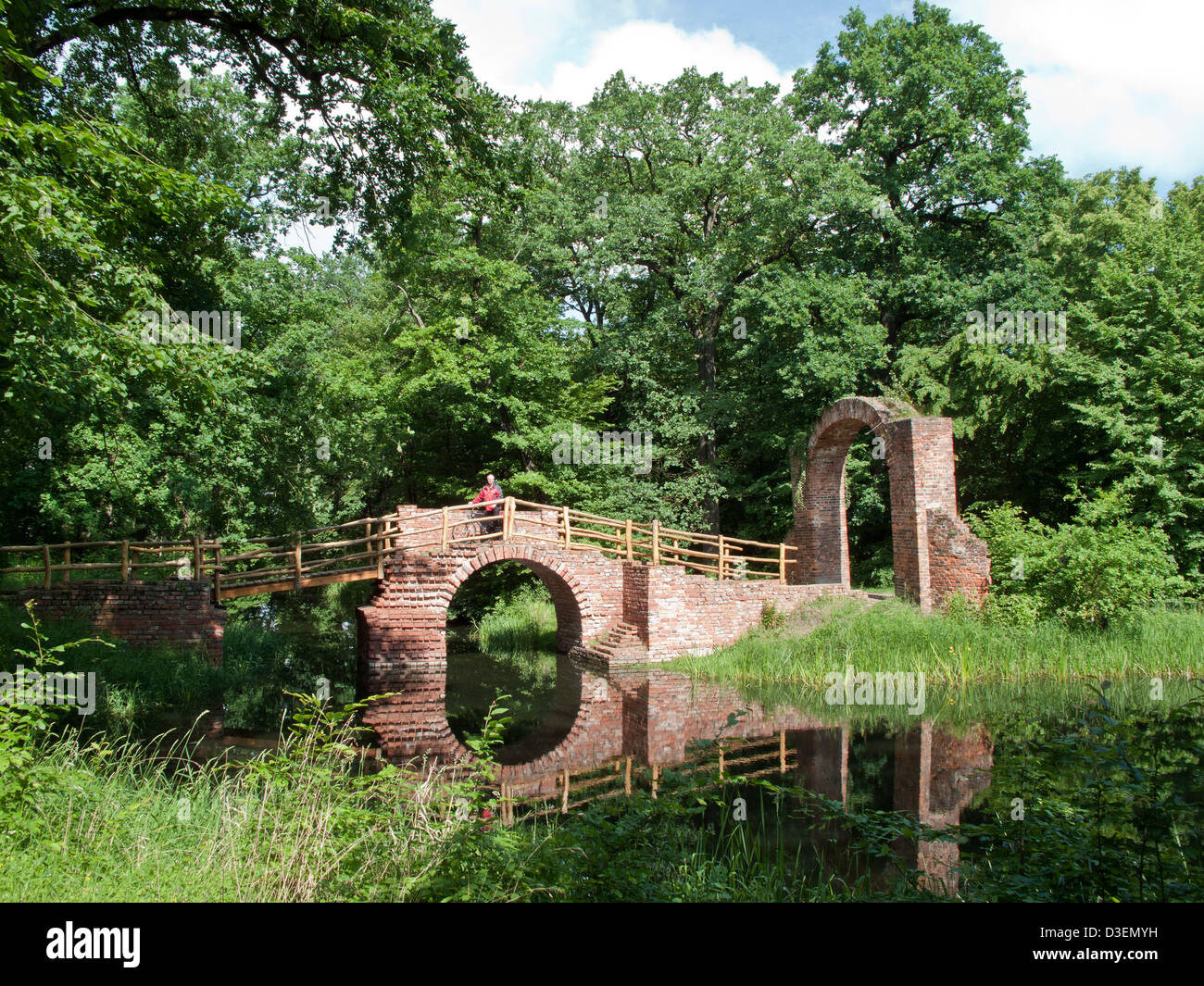 A bridge made of bricks Stock Photo - Alamy