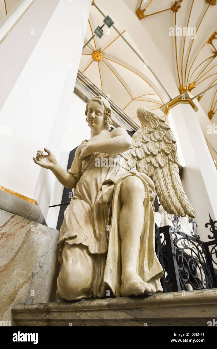 Religious monuments in italy hi-res stock photography and images - Alamy